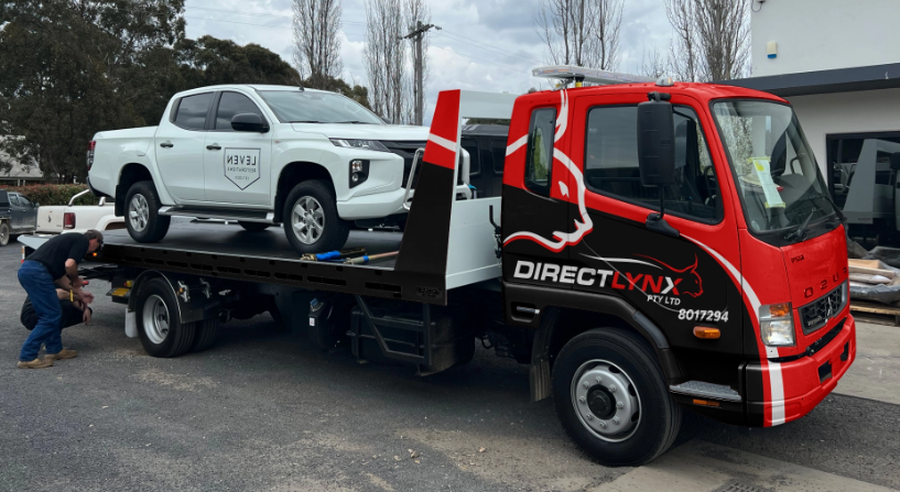 Tilt Tray Drivers | Direct Lynx Mudgee — Direct Lynx Towing