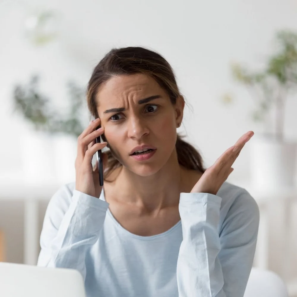8 SIGNS THAT GIRL IS NOT YOUR FRIEND — friendship with intention