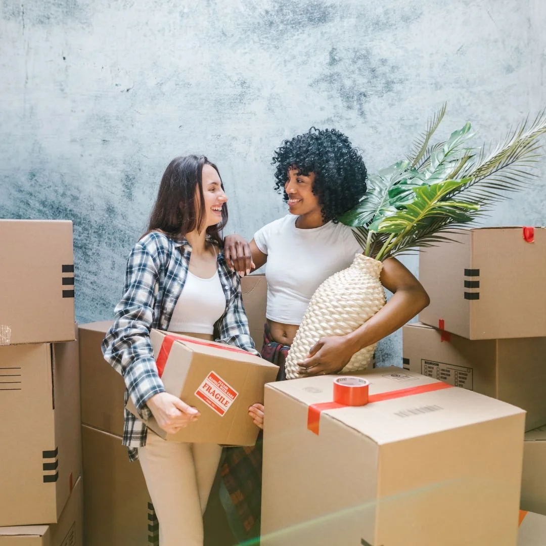 FRIENDS AS ROOMMATES: 10 TOPICS TO DISCUSS BEFORE LIVING WITH A FRIEND ...