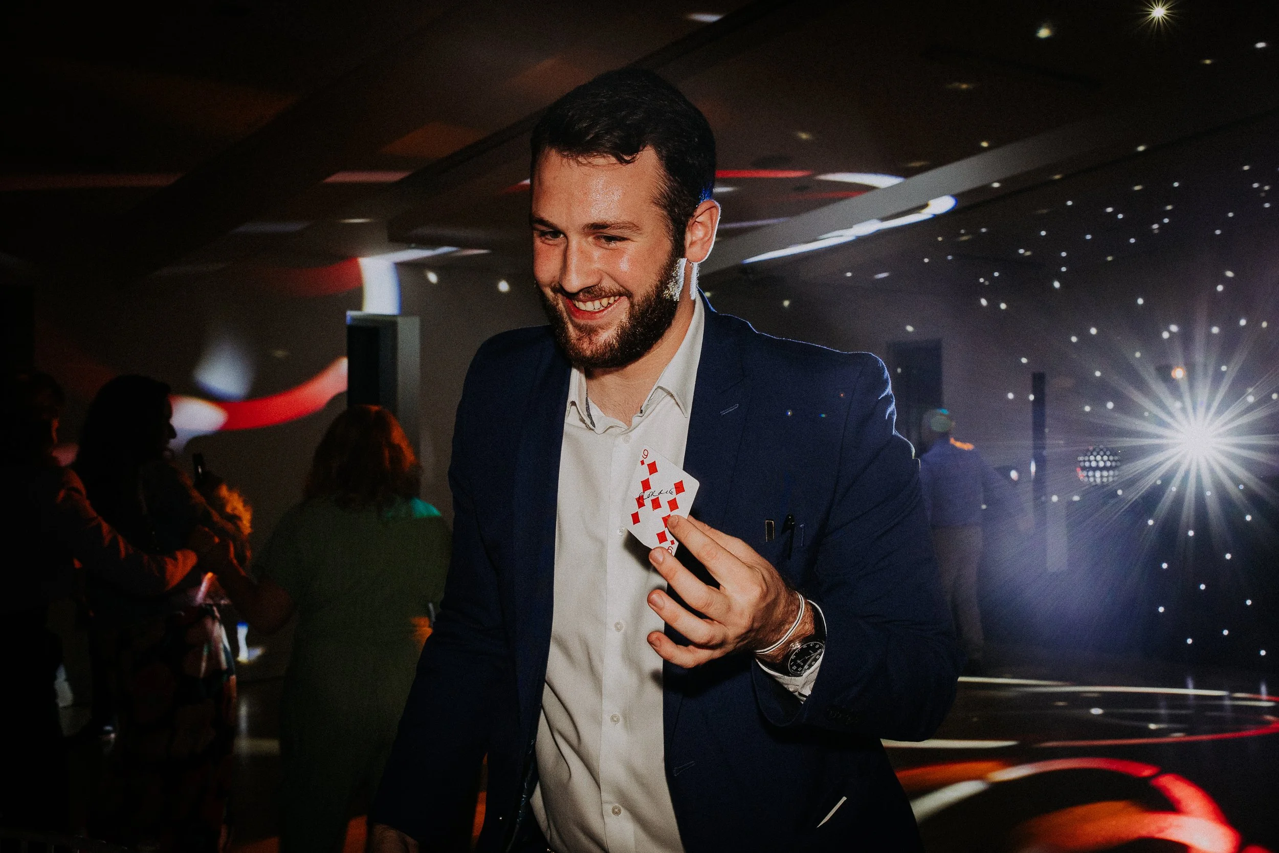 Revilo Twist Magic | Magician For Hire UK | Corporate Event Magician ...