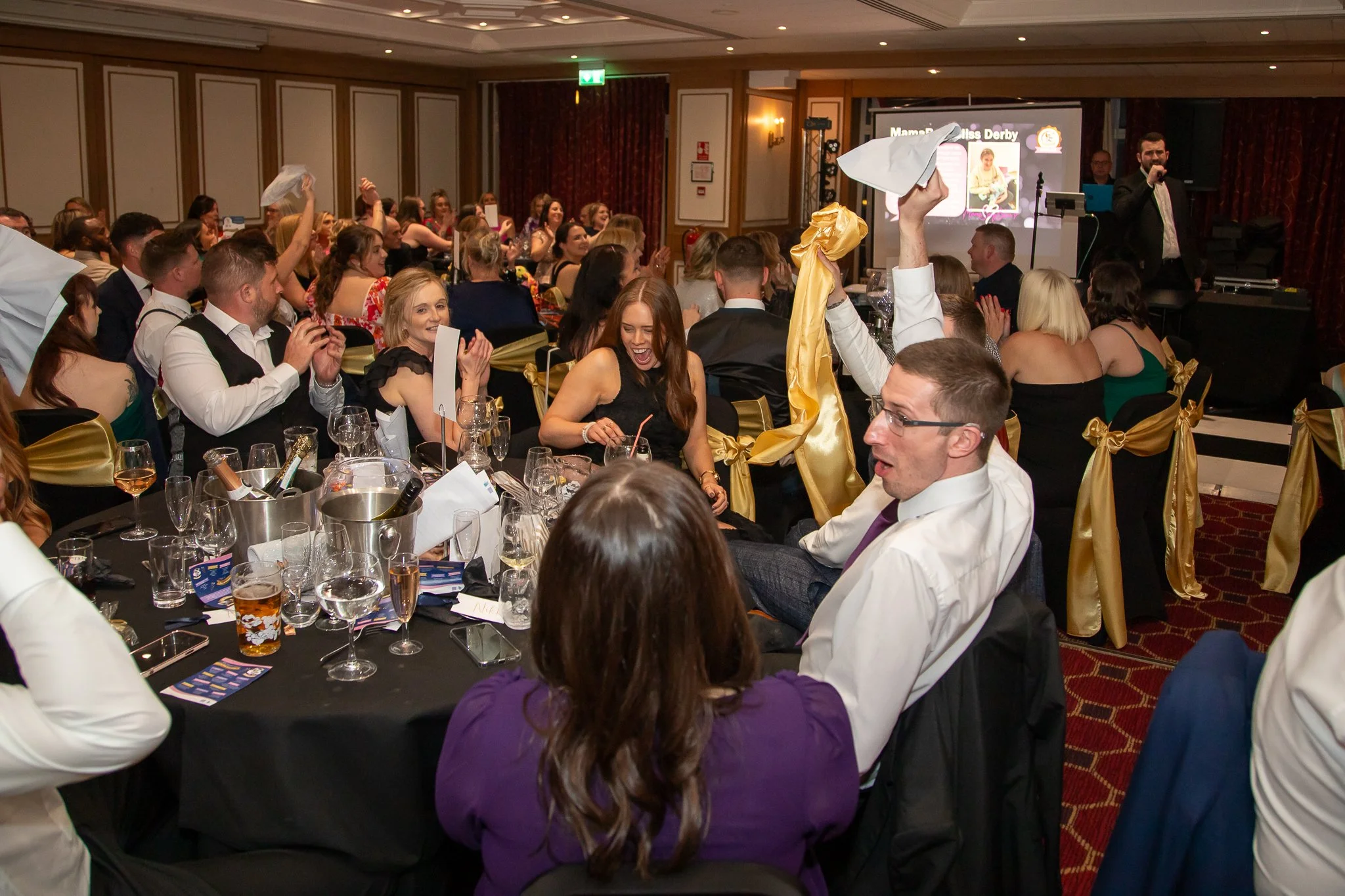 Revilo Twist Magic | Magician For Hire UK | Corporate Event Magician ...