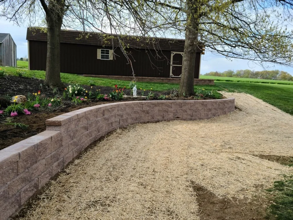 Retaining Wall Contractor in Mechanicsburg, PA | Red Rock Landscape, Inc.