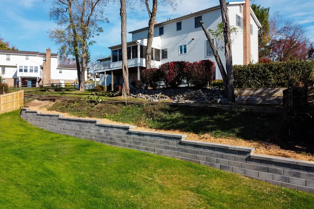 Retaining Wall Contractor in Mechanicsburg, PA | Red Rock Landscape, Inc.