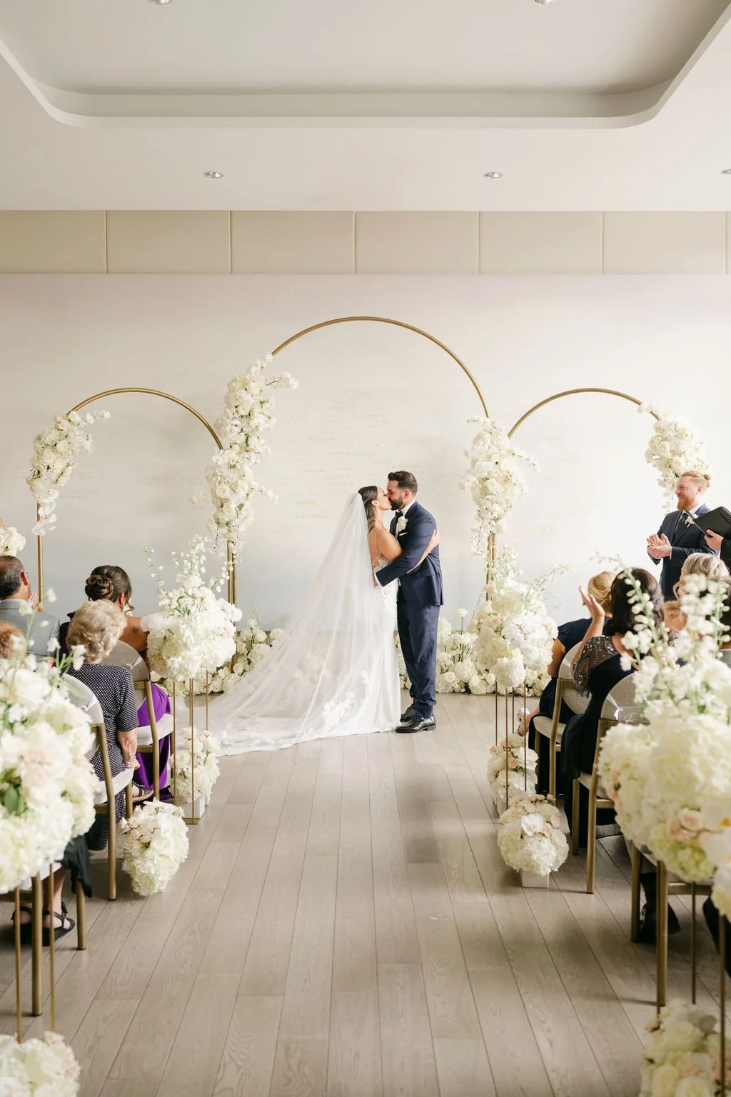 Alyssa + john - modern elegance at the Pearle Hotel — Sue Gallo Designs