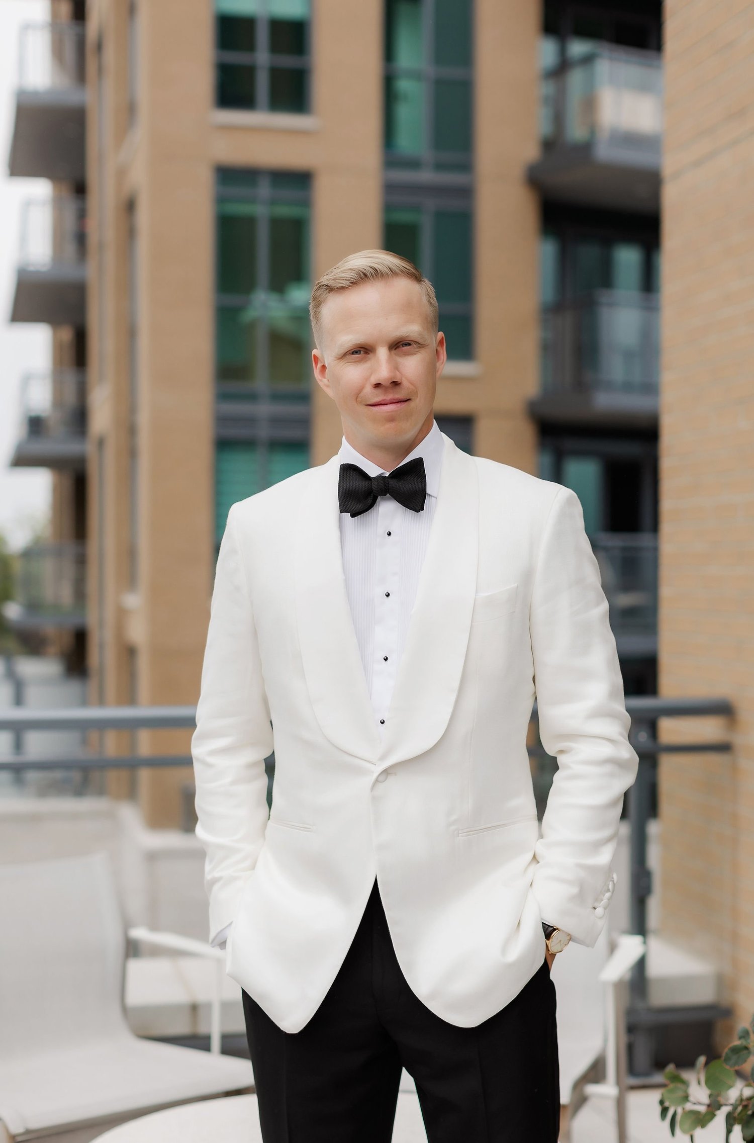 Sarah+Erik Wed at the Pearle Hotel+Spa — Sue Gallo Designs
