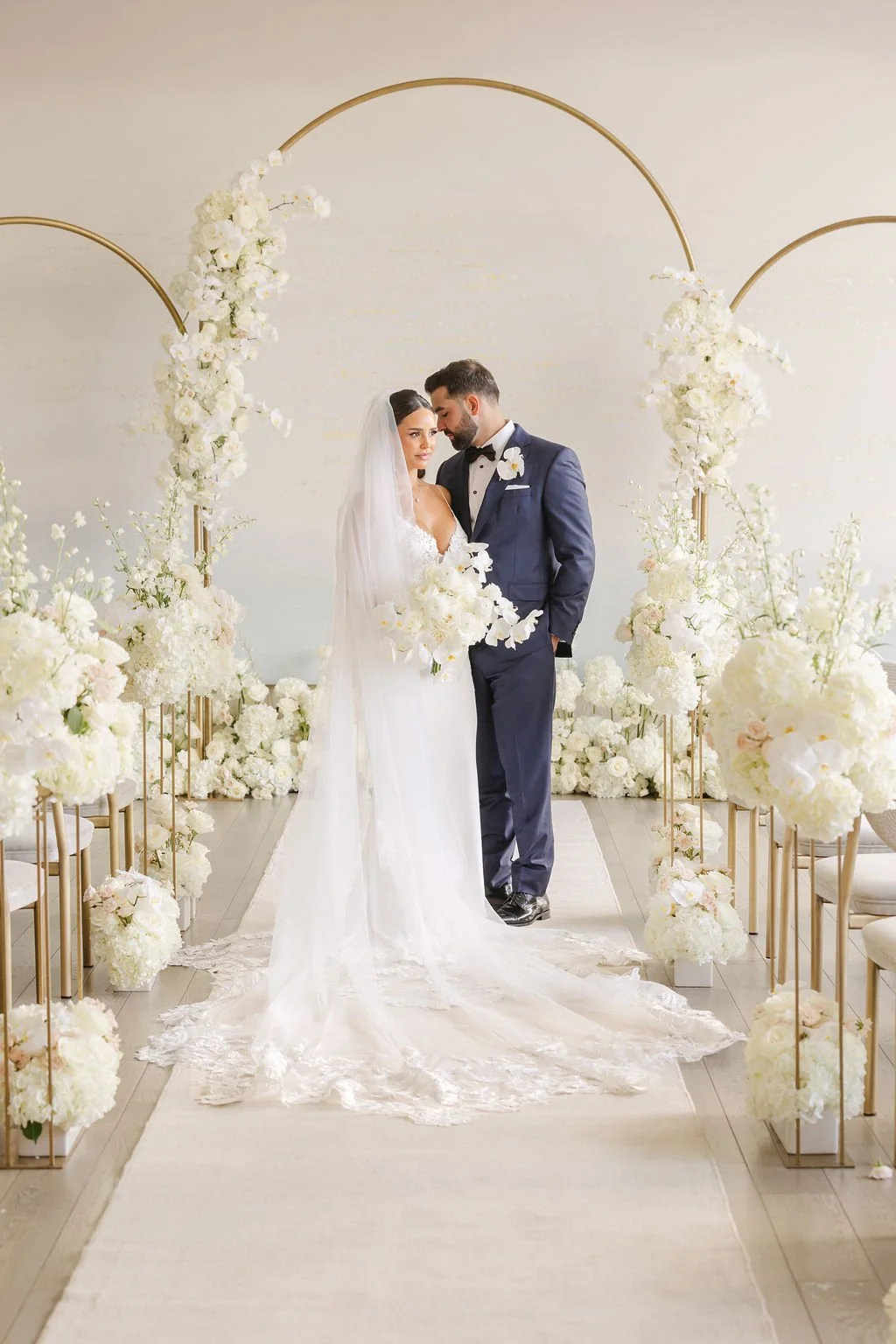Alyssa + john - modern elegance at the Pearle Hotel — Sue Gallo Designs