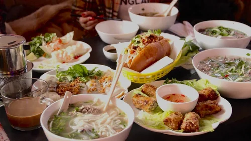 DOUX CHATON - Authentic Vietnamese Restaurant in Liverpool
