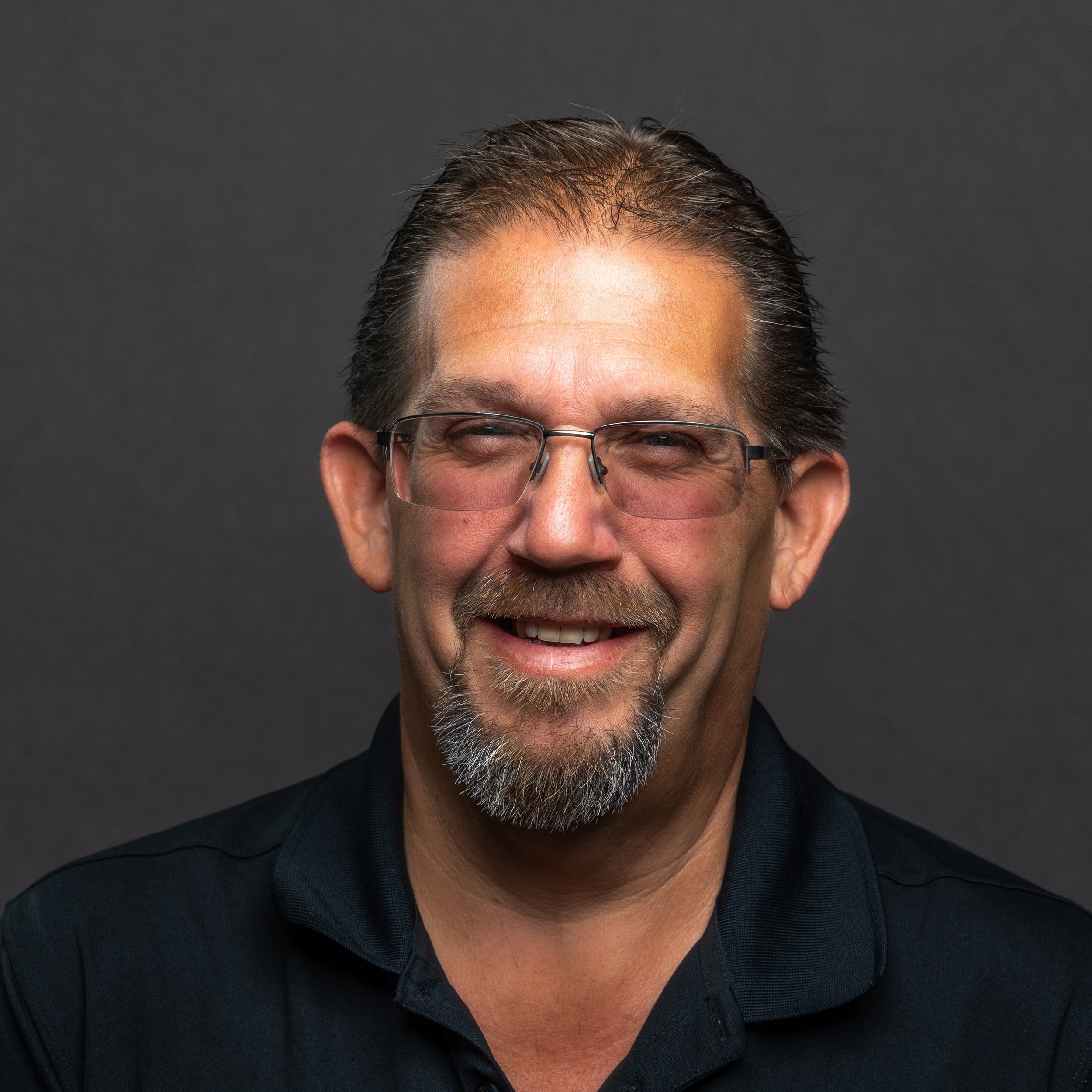 People — ARTISAN DISPLAY INC.