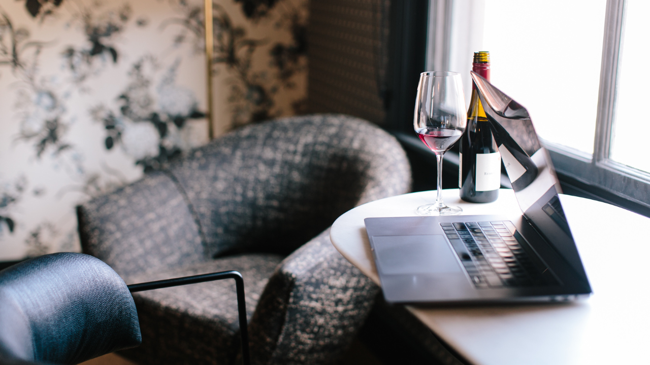 Updated Amy Porterfield Review 2023 — KathieOwen.com