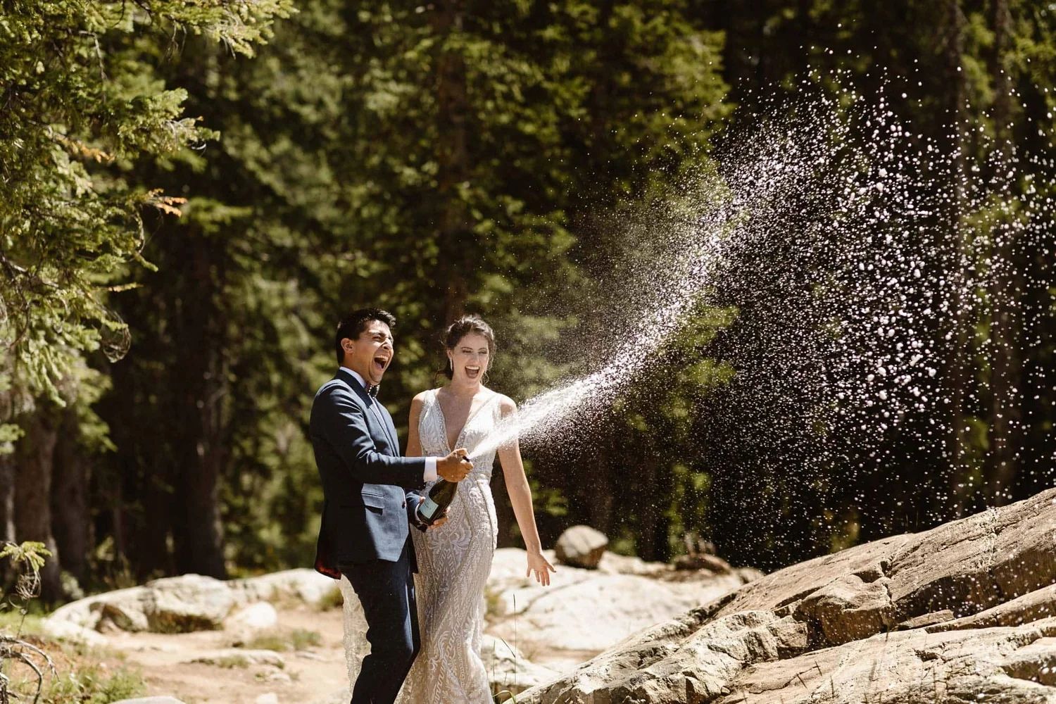 Eloping vs Wedding | What's The Difference?