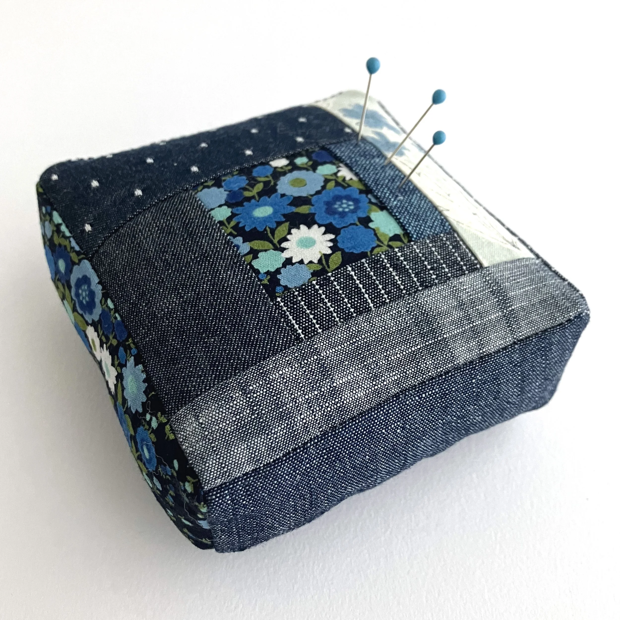 Sawtooth Star Pincushion PDF Sewing Pattern — michellepatterns.com
