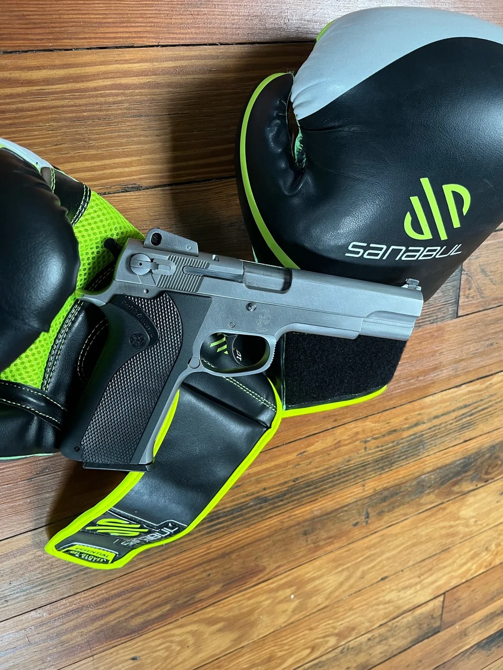 Smith & Wesson 4506-1 Review: Walk Softly & Carry a Big Smith — Hipster ...