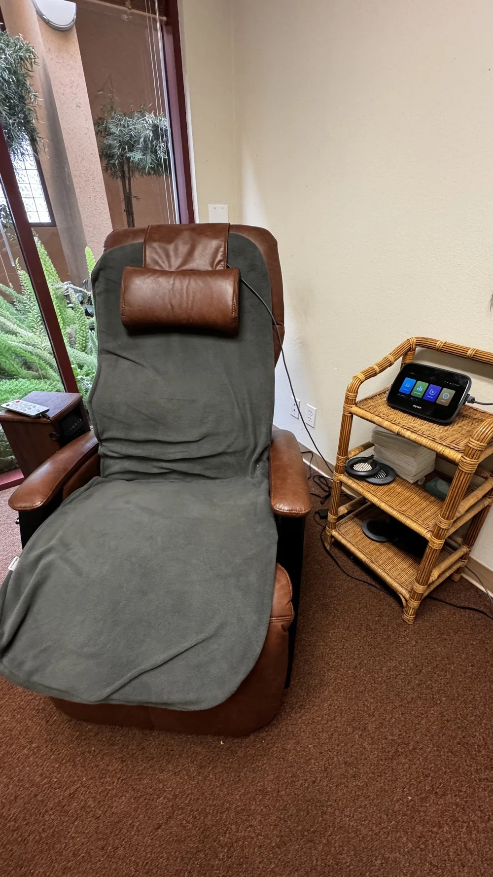 Dr Laura Barry, DC, Chiropractic Sebastopol CA