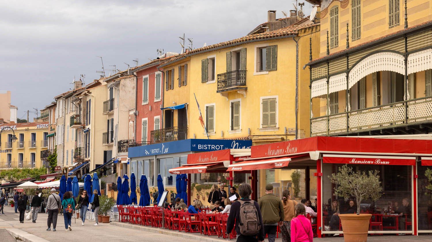 A guide to Cassis: the pretty little beach town and gateway to Calanque ...