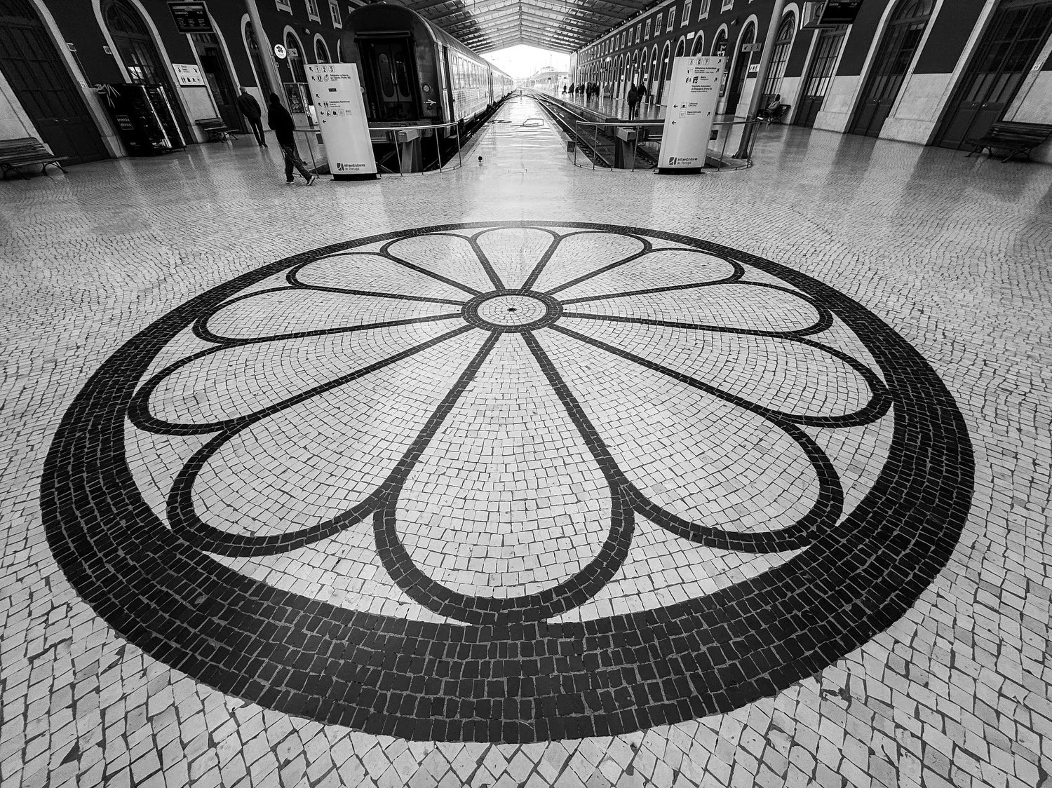 The Art of Portugal’s Stone Pavement — The Empty Nest Explorers