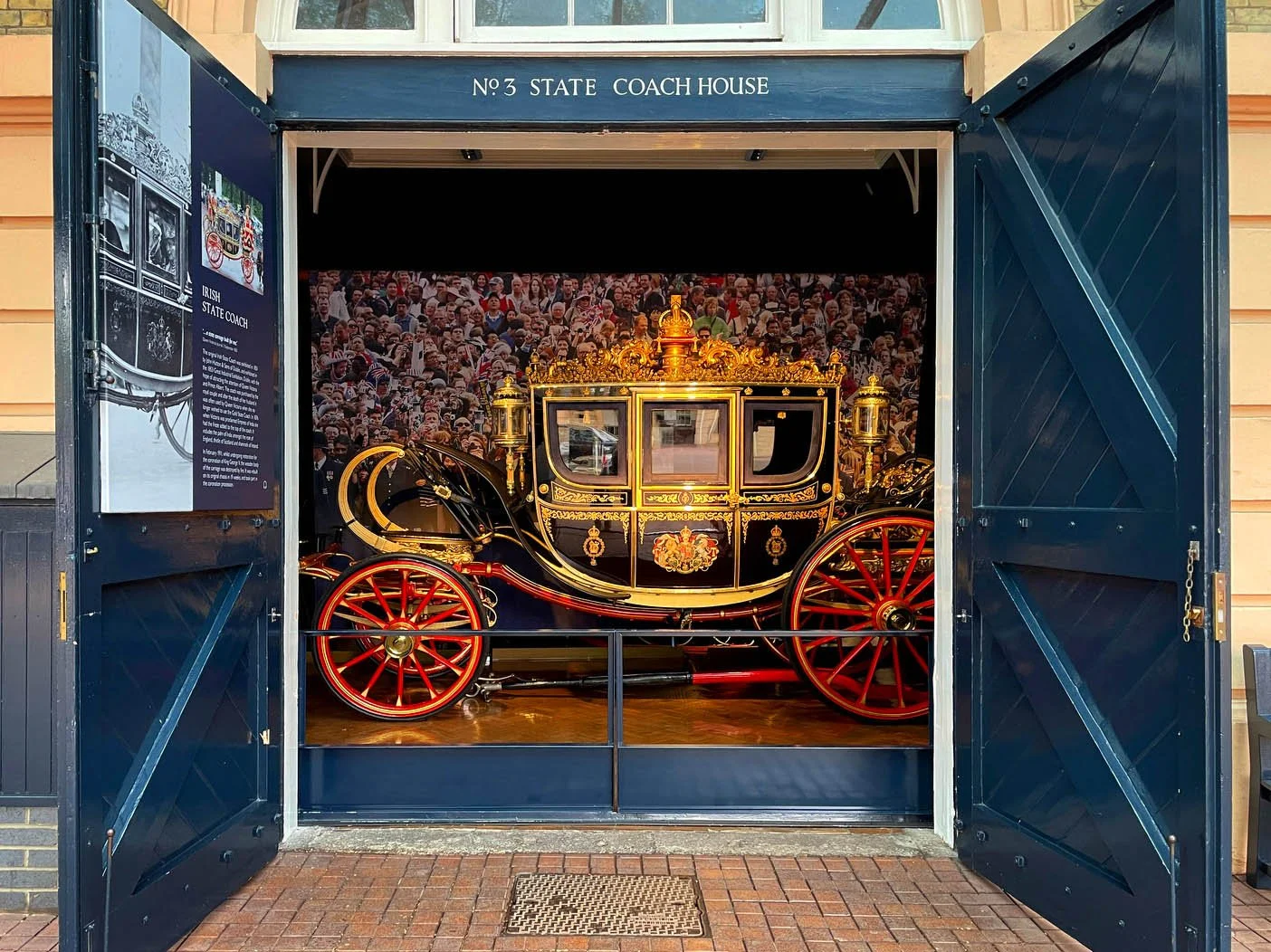 Visit the Royal Mews, the working stables of Buckingham Palace — The ...