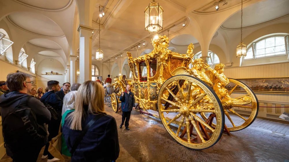 Visit the Royal Mews, the working stables of Buckingham Palace — The ...