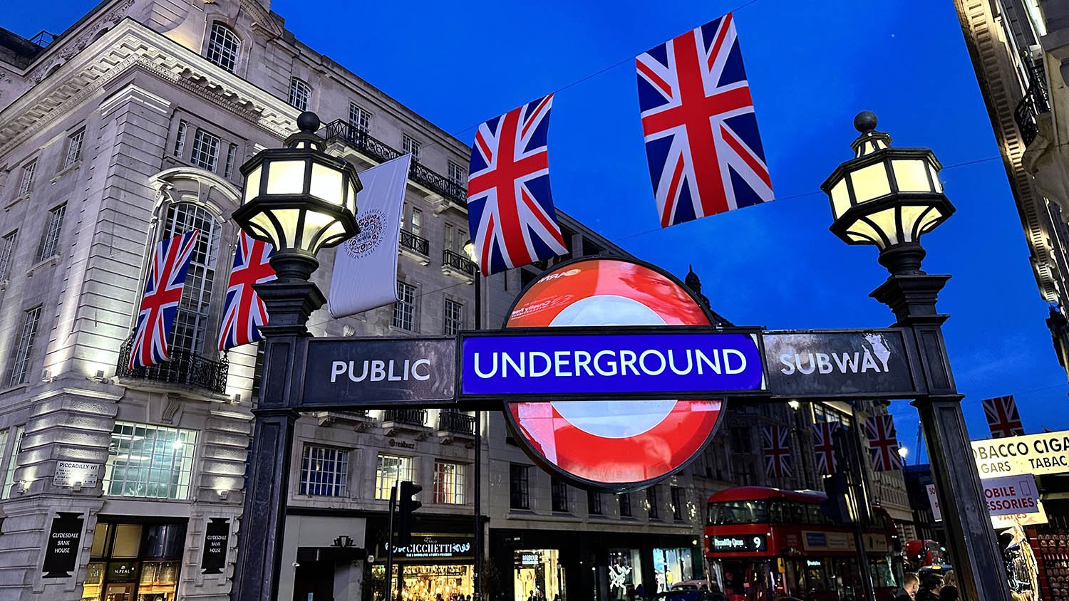 Traveling by train in Britain: a guide for beginners — The Empty Nest ...