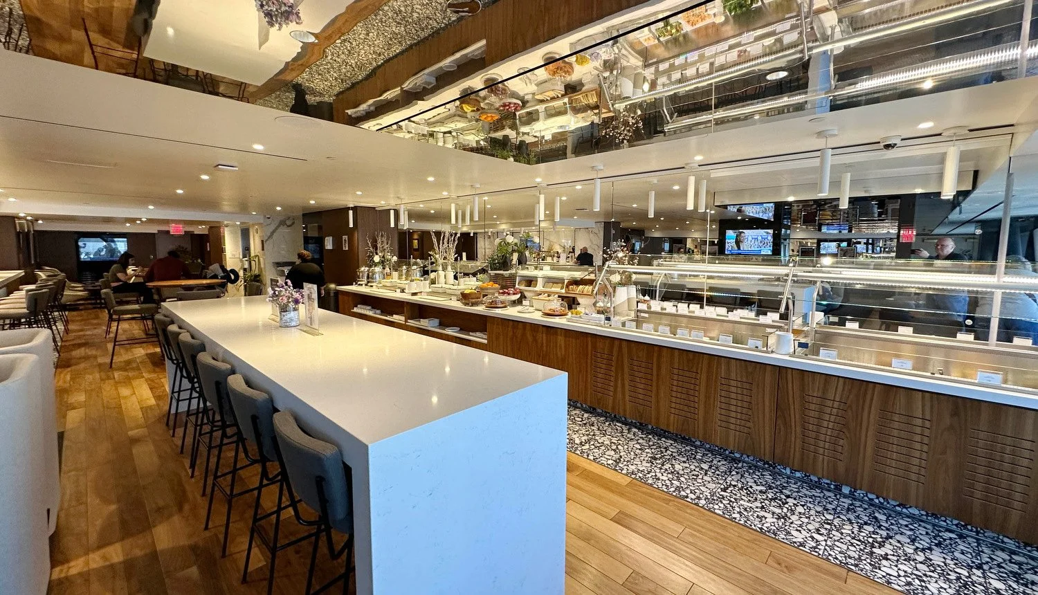 Review of the Primeclass Lounge at JFK Terminal 1 — The Empty Nest ...