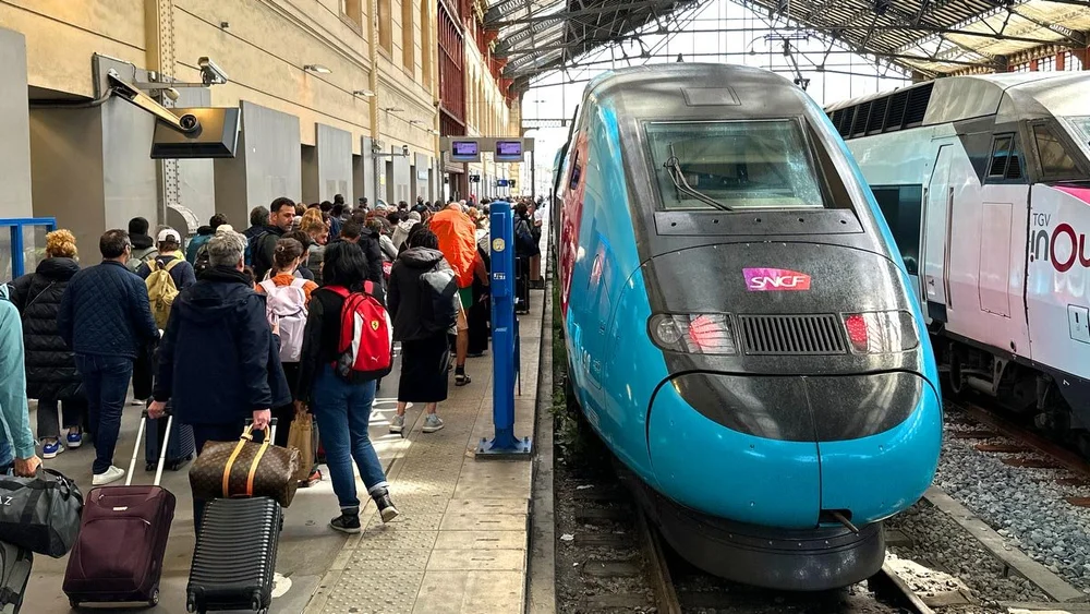 Traveling by Train in France: 2026 Guide to TGV, OUIGO & Tickets — The ...
