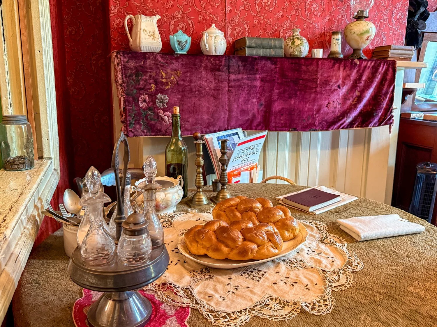 Visiting the Tenement Museum, one of our favorite NYC museums — The ...