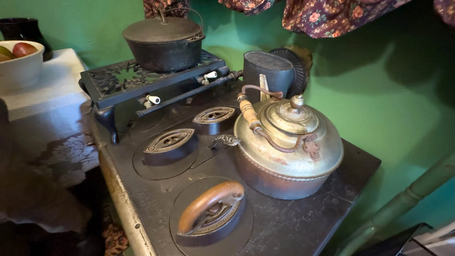 Visiting the Tenement Museum, one of our favorite NYC museums — The ...