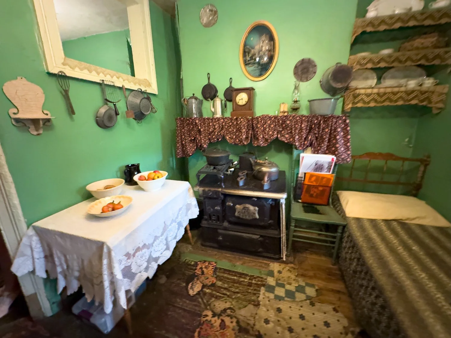 Visiting the Tenement Museum, one of our favorite NYC museums — The ...
