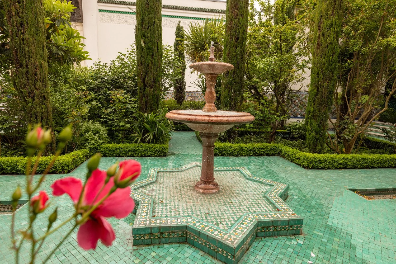 Visiting the Grand Mosque of Paris — The Empty Nest Explorers