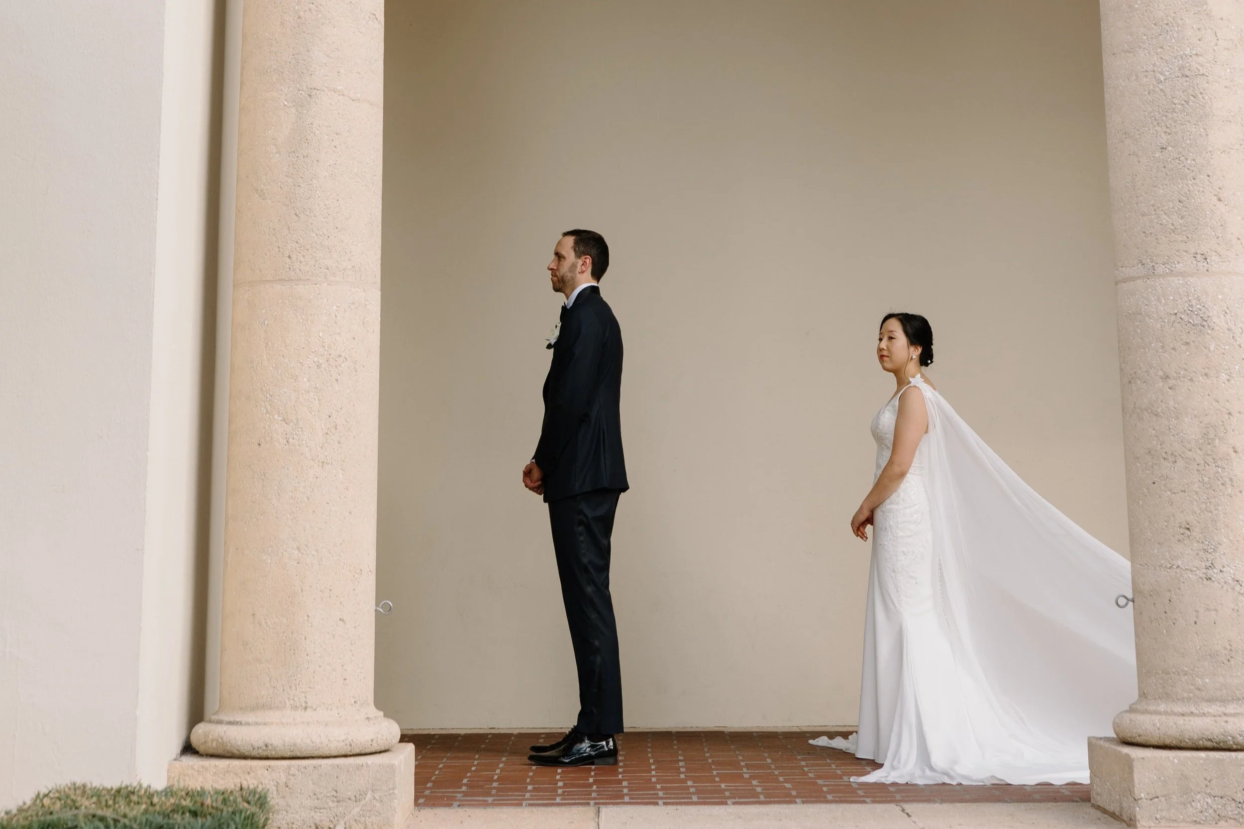 A Love Story Painted in Art: Min and Tom’s Elegant December Wedding ...