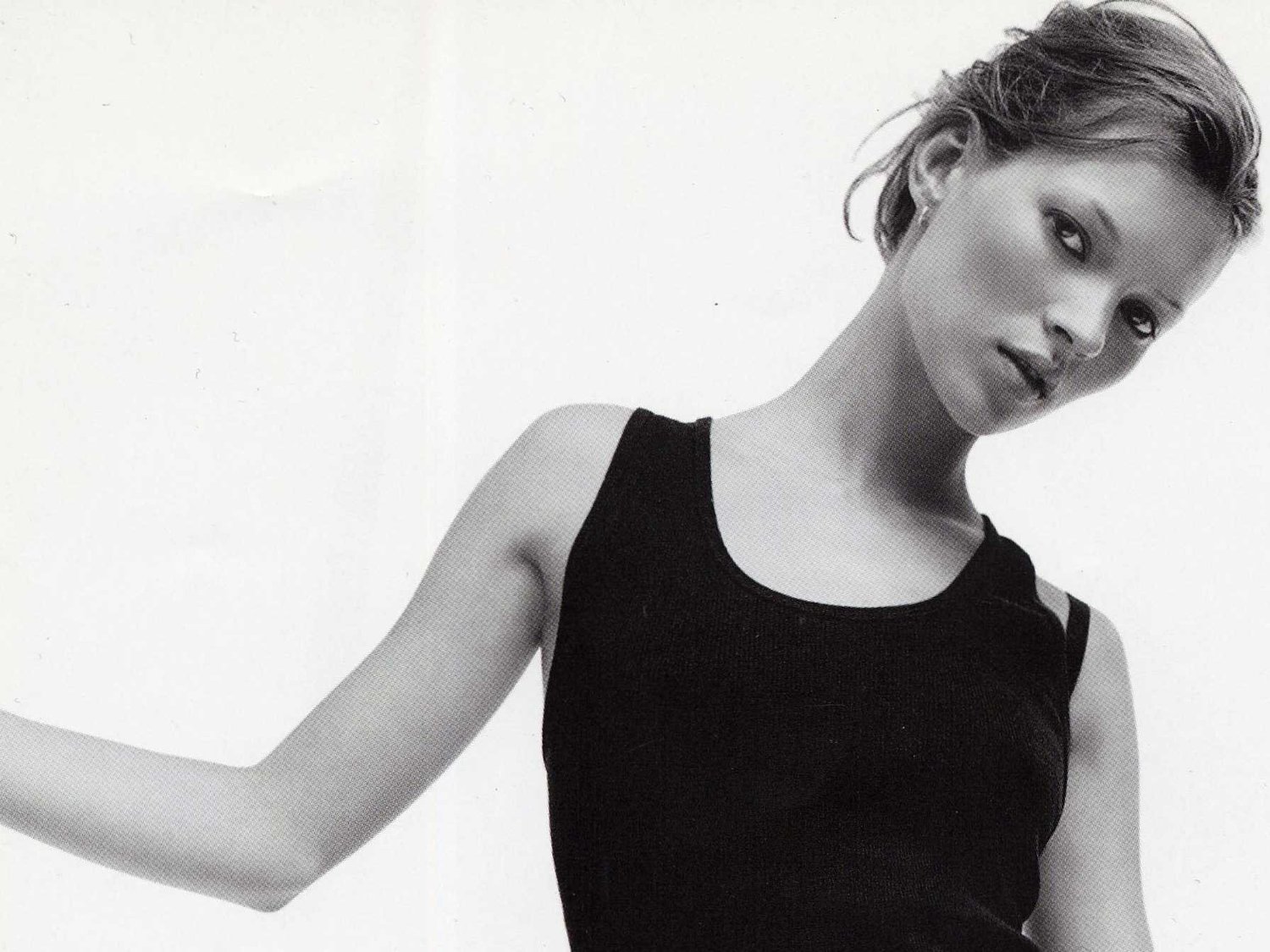 HEROIN CHIC: A RAW NOSTALGIA FOR AUTHENTICITY IN A CURATED AGE ...