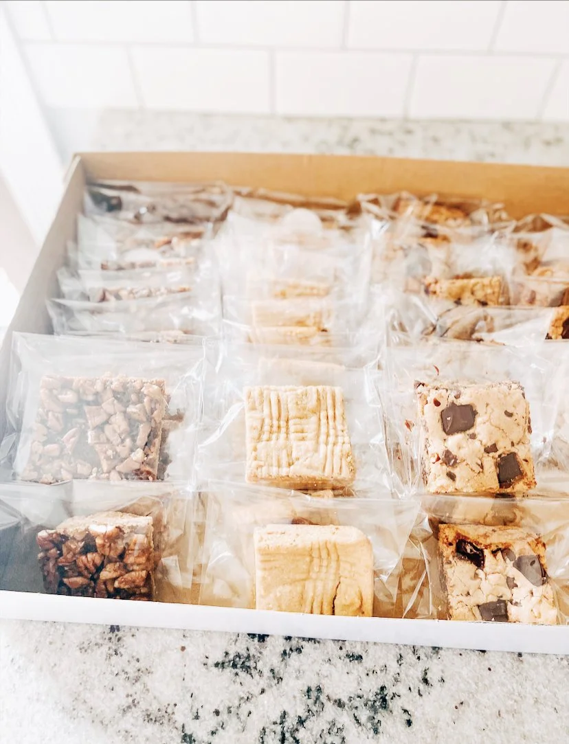 Flower Power Box — Daisy Pastry Shoppe