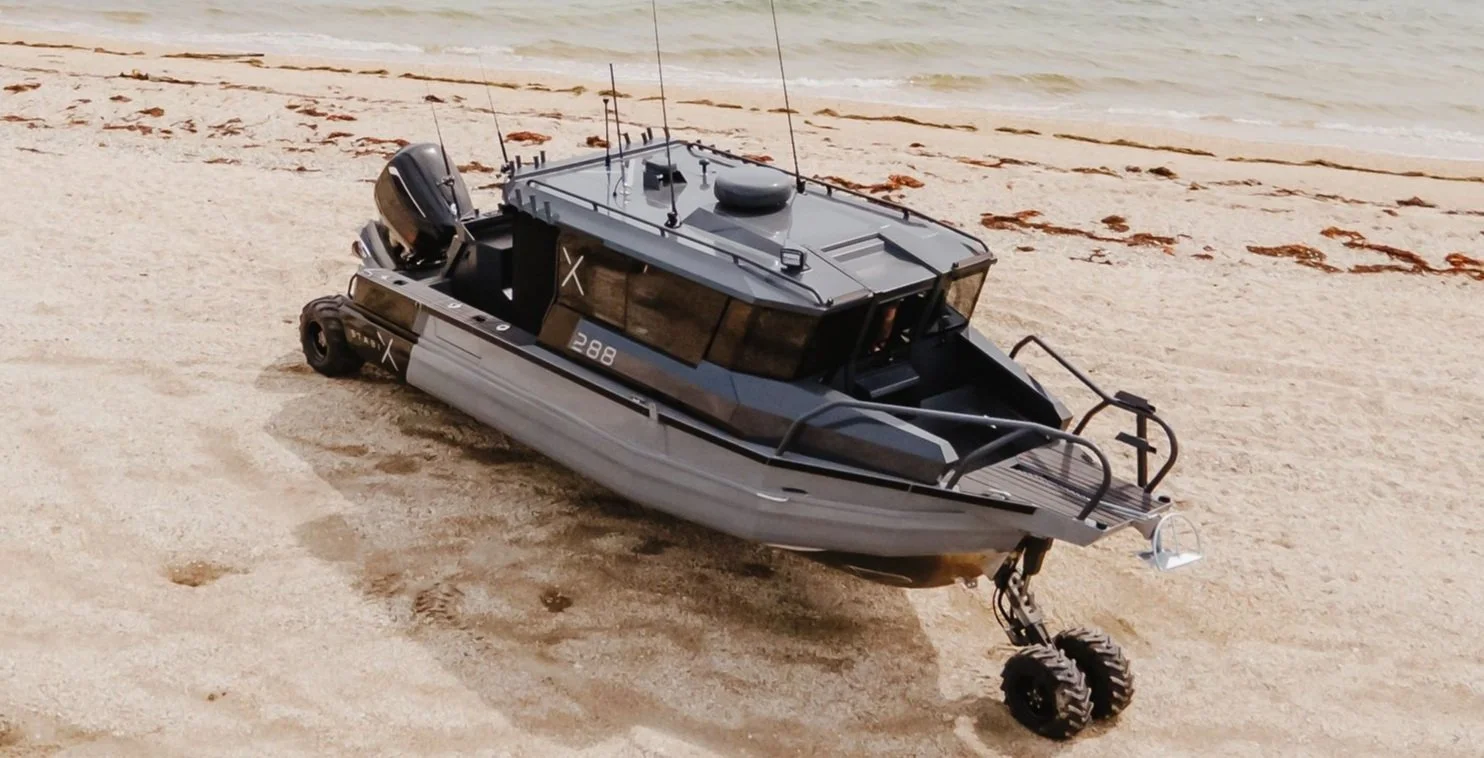 290WT - 290 walkthrough cabin amphibious boat — StabiX