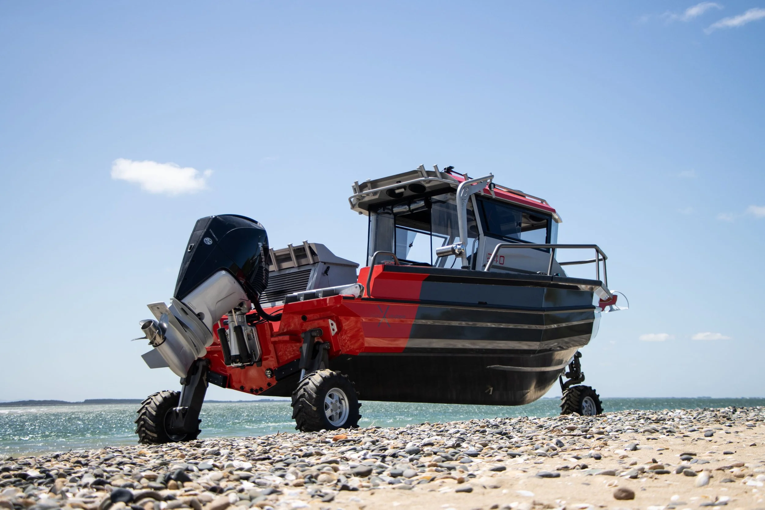 StabiX | Amphibious Boats