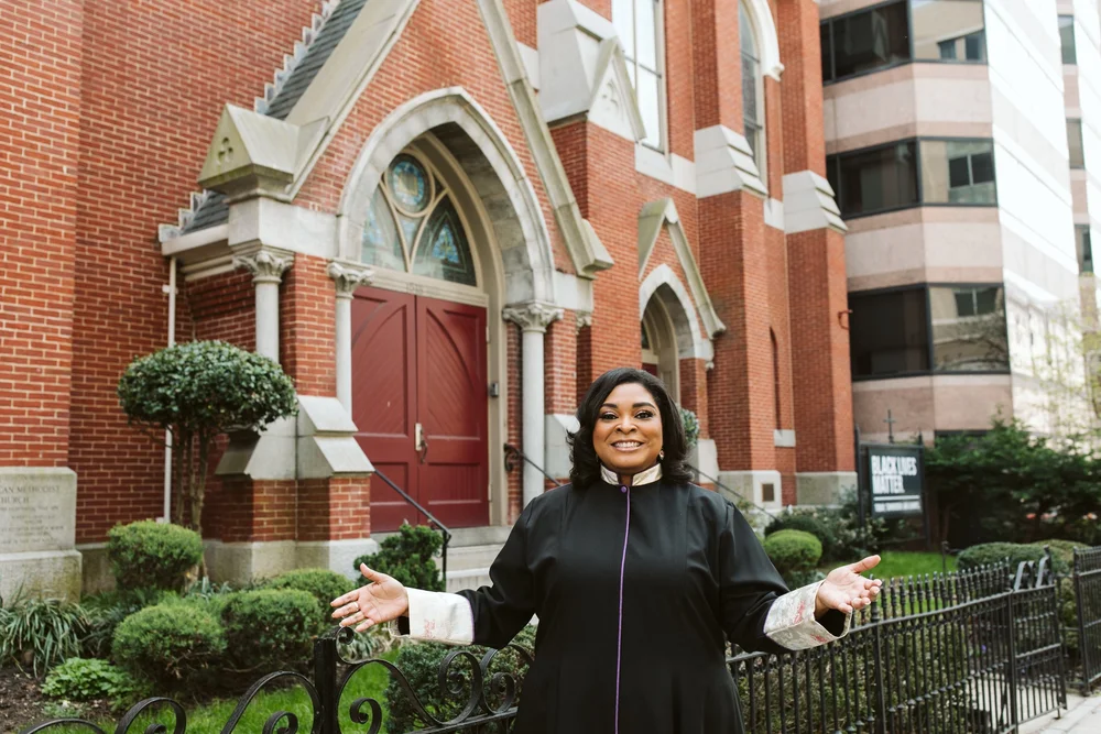 About — Dr. Shively Smith