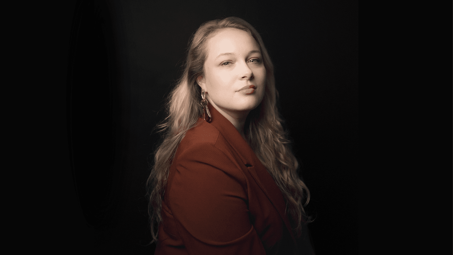Annabel Kennedy - Mezzo Soprano