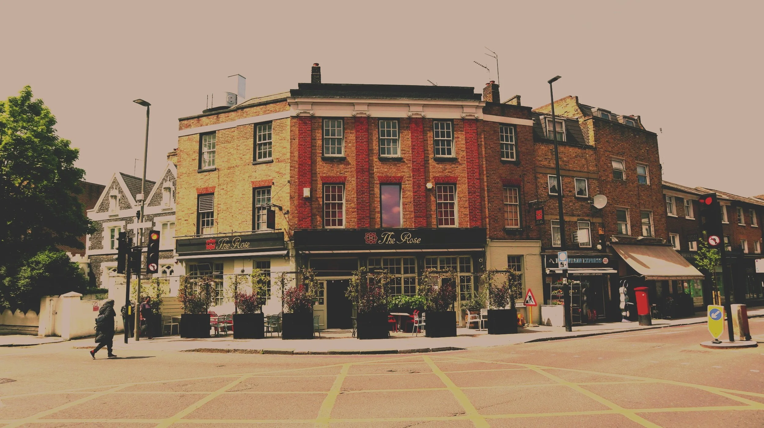 The Rose Pub - The Best Pub in London