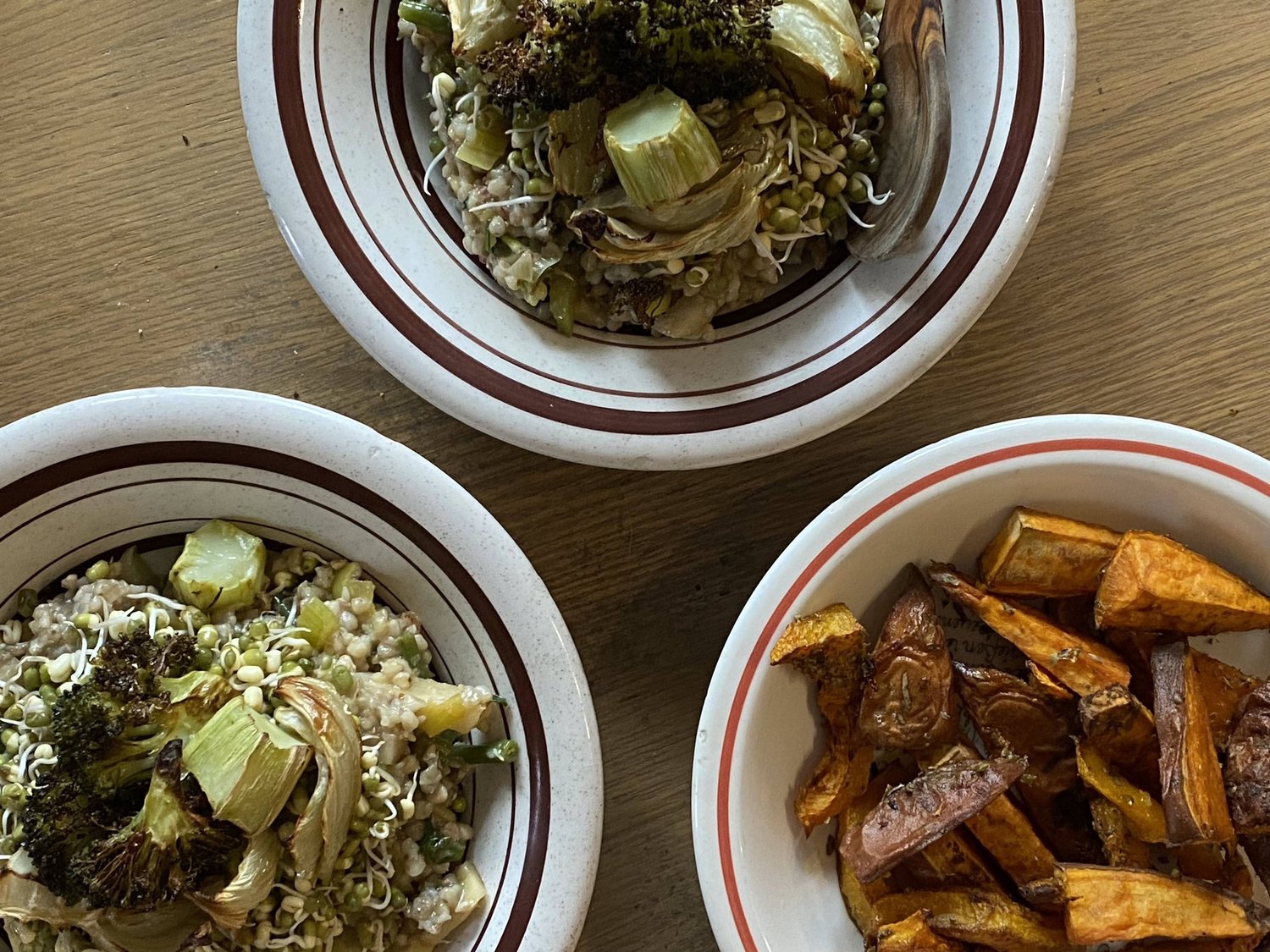 Warm buckwheat salad with sprouts — IVU | SHI - Holistika z Himálají