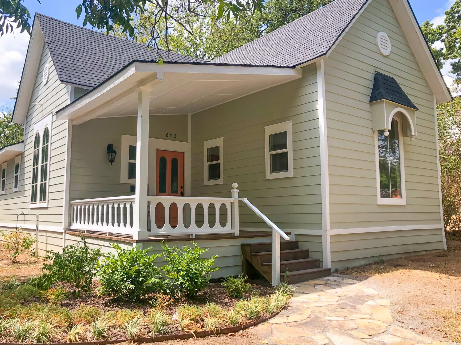 Gallery 2 — House Of Eli