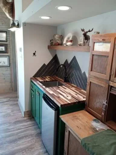 Gallery 2 — House Of Eli