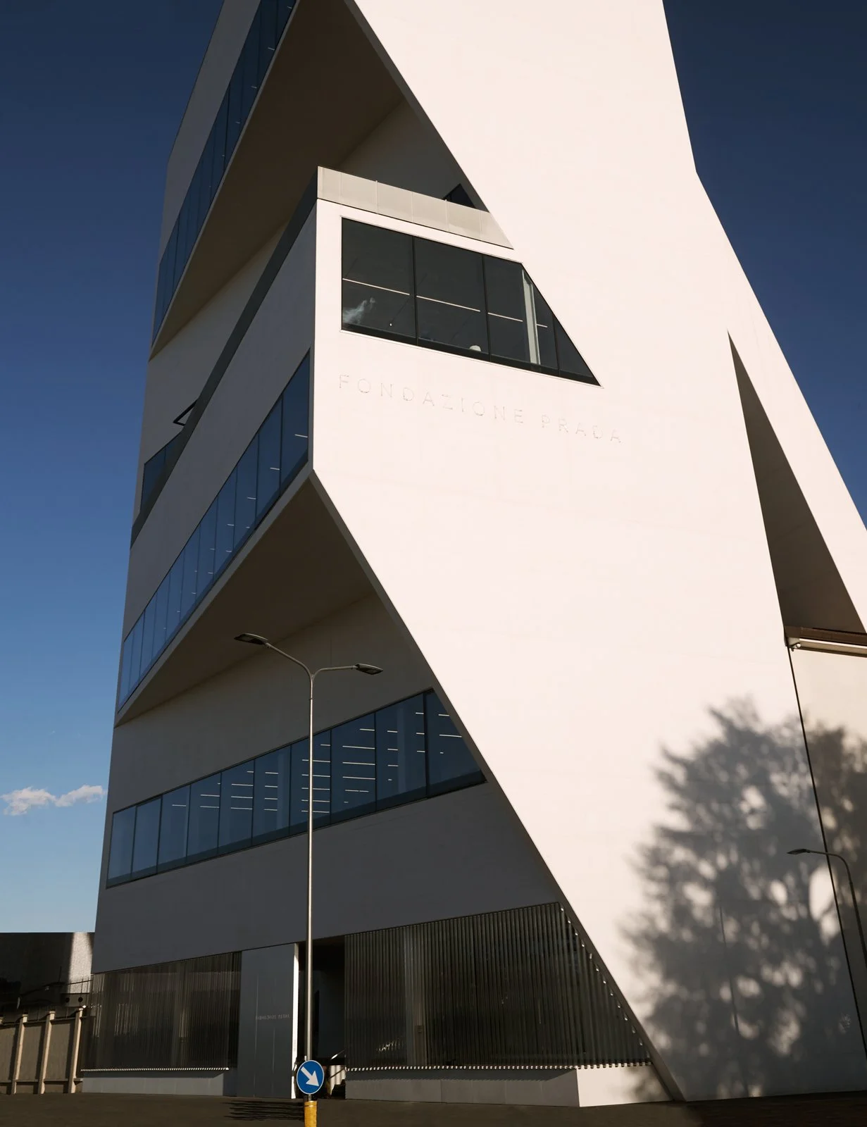 prada — Photographer Tomas Falmer