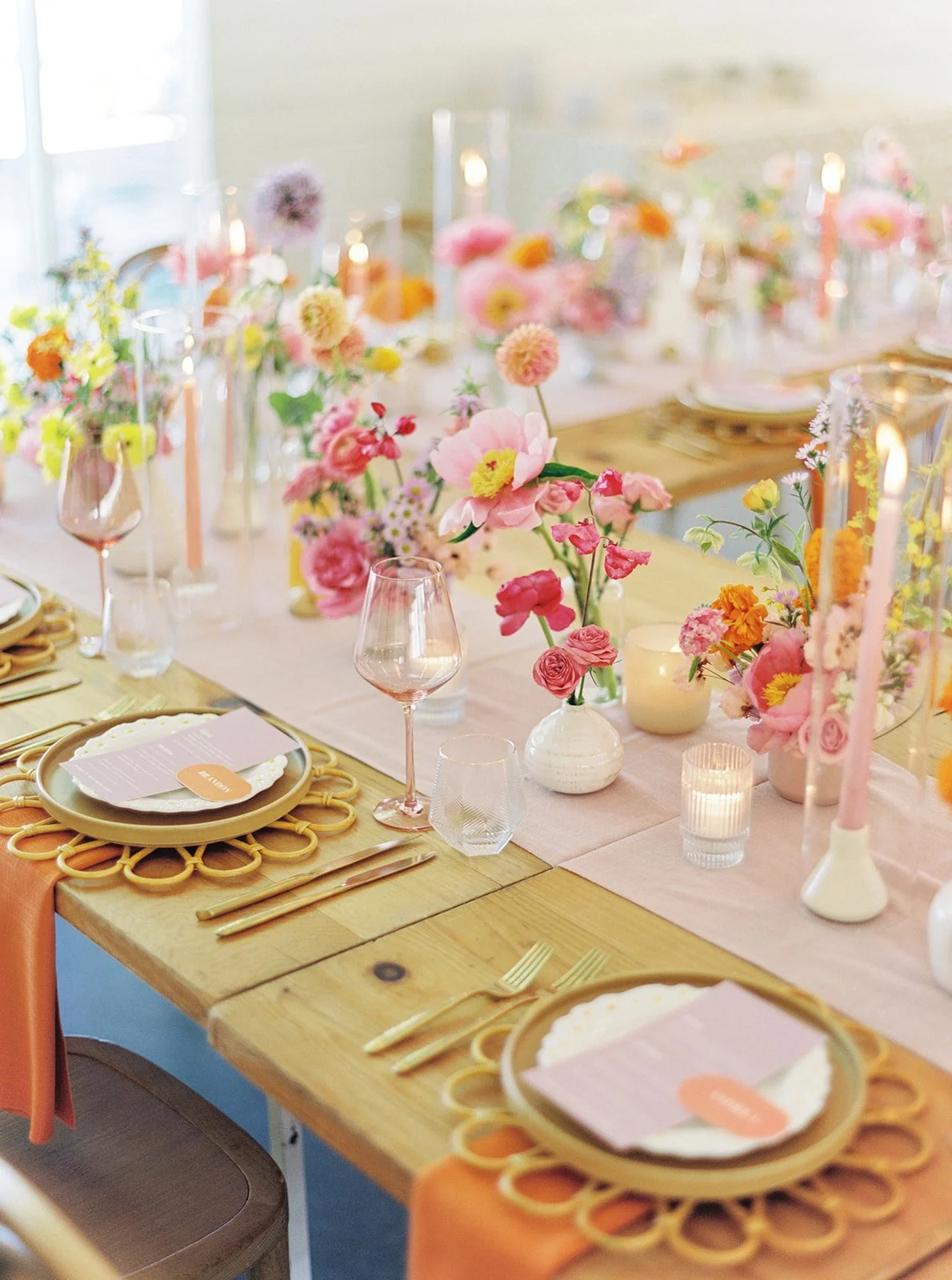 Creating a Wedding Color Story with Flowers: Expert Tips for Cohesive ...
