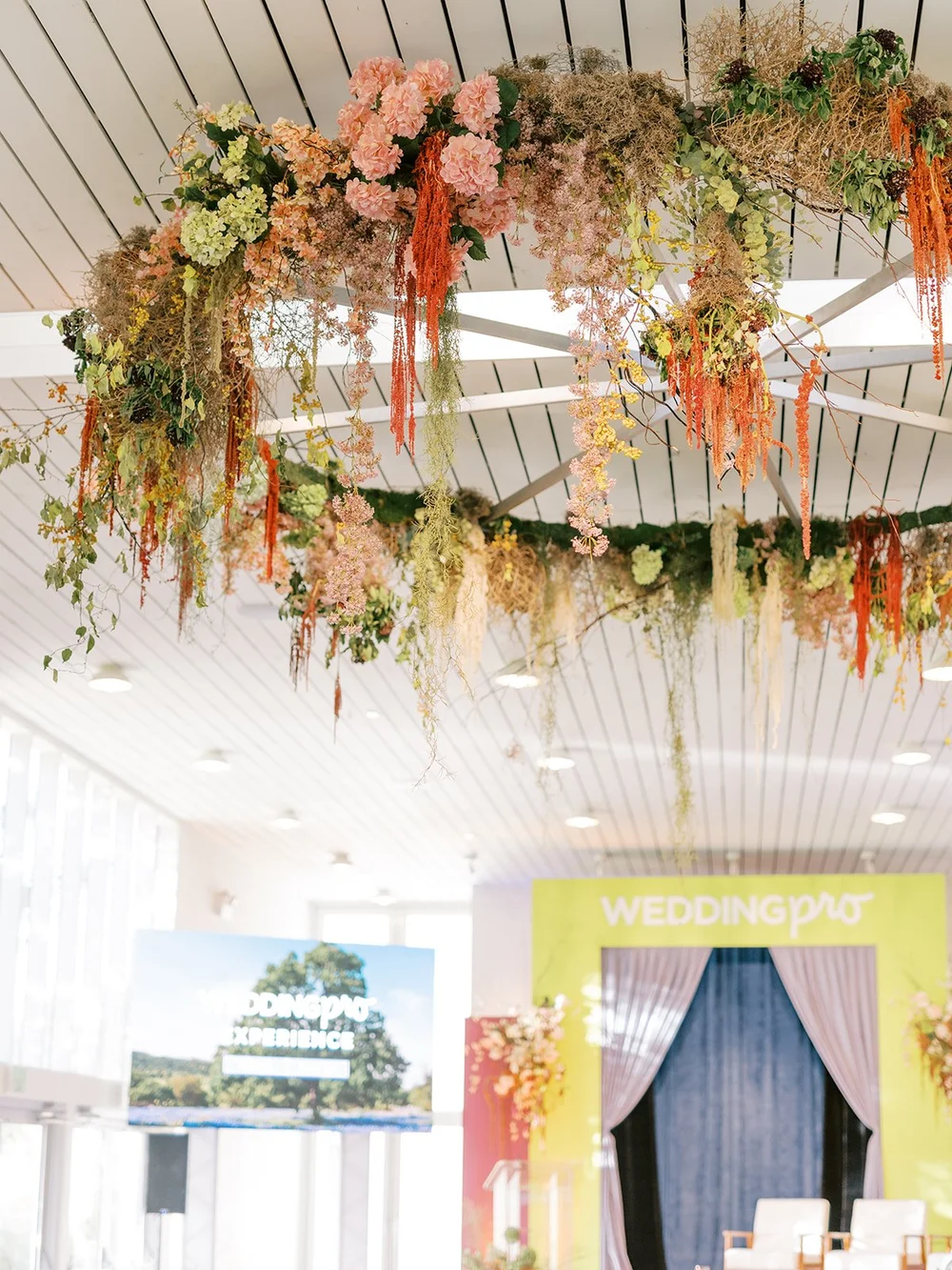 How Floral Design Elevates the Corporate Event Experience — Remi + Gold