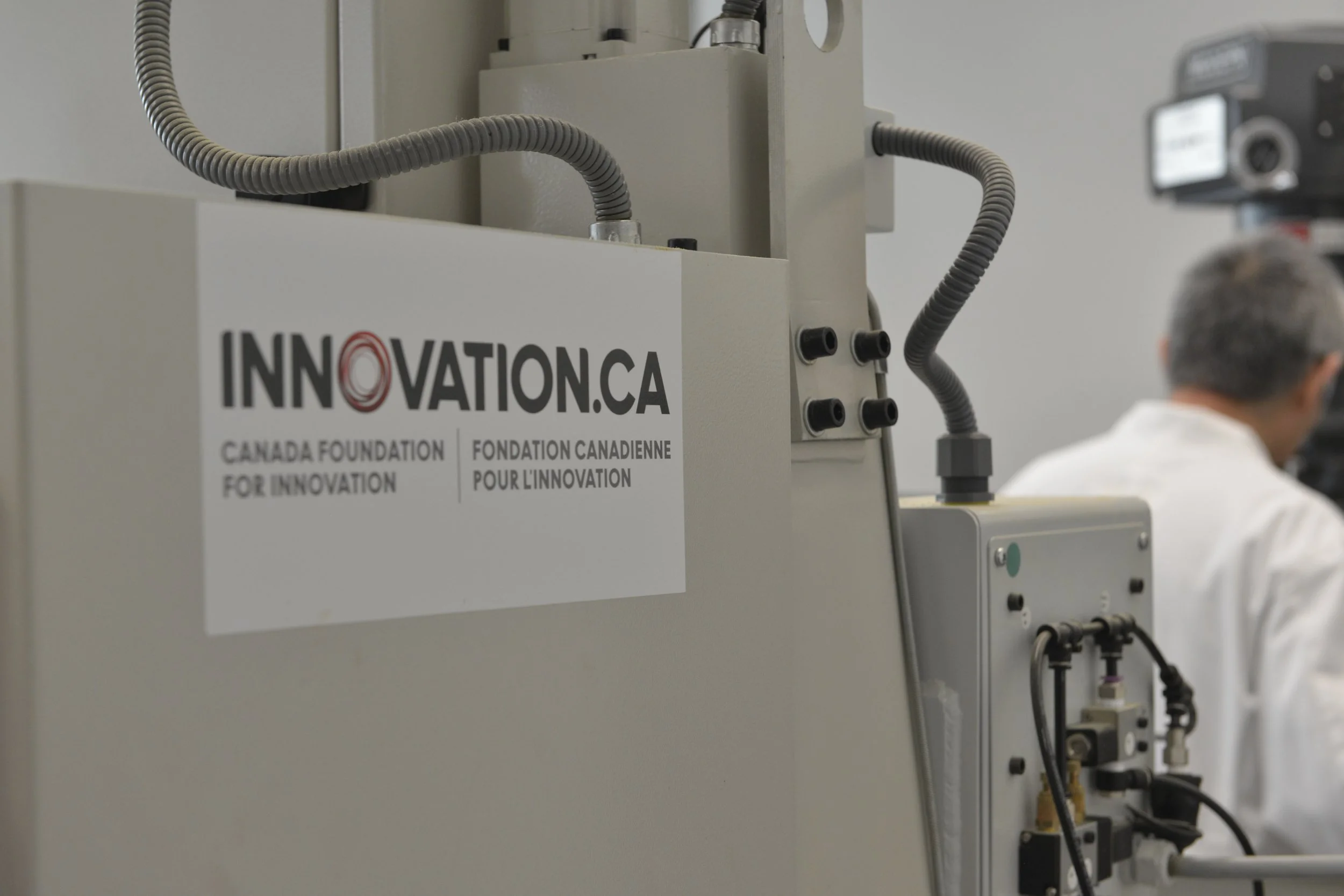 neuroArm — neuroArm - Medical Robotics Program