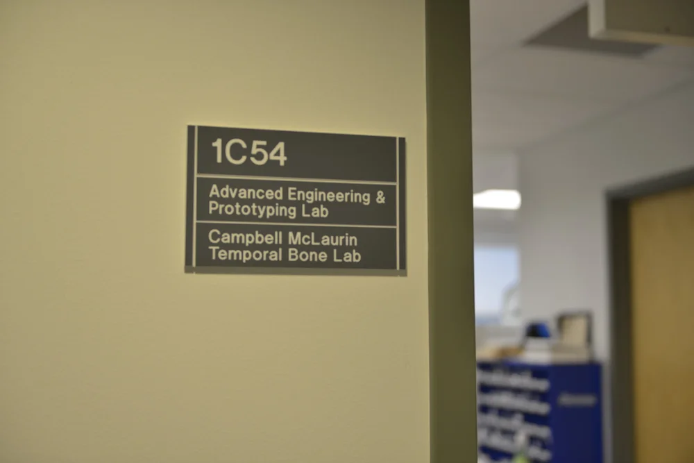 neuroArm — neuroArm - Medical Robotics Program