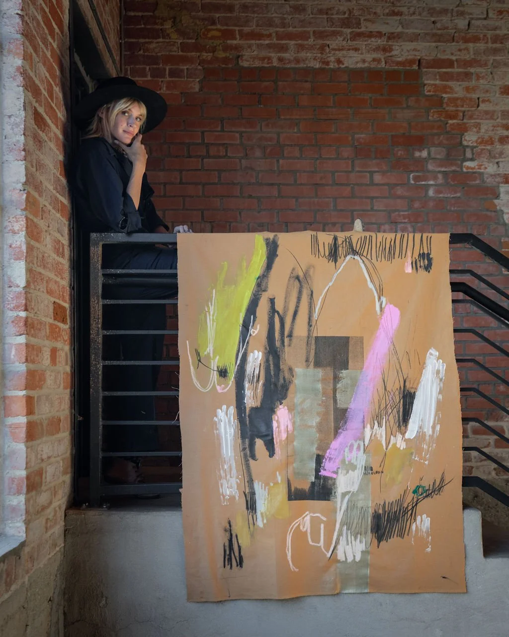 VISUAL CONTRAST | ART + DESIGN STUDIO