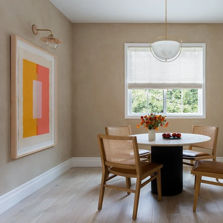 Blended Circle — VISUAL CONTRAST | ART + DESIGN STUDIO