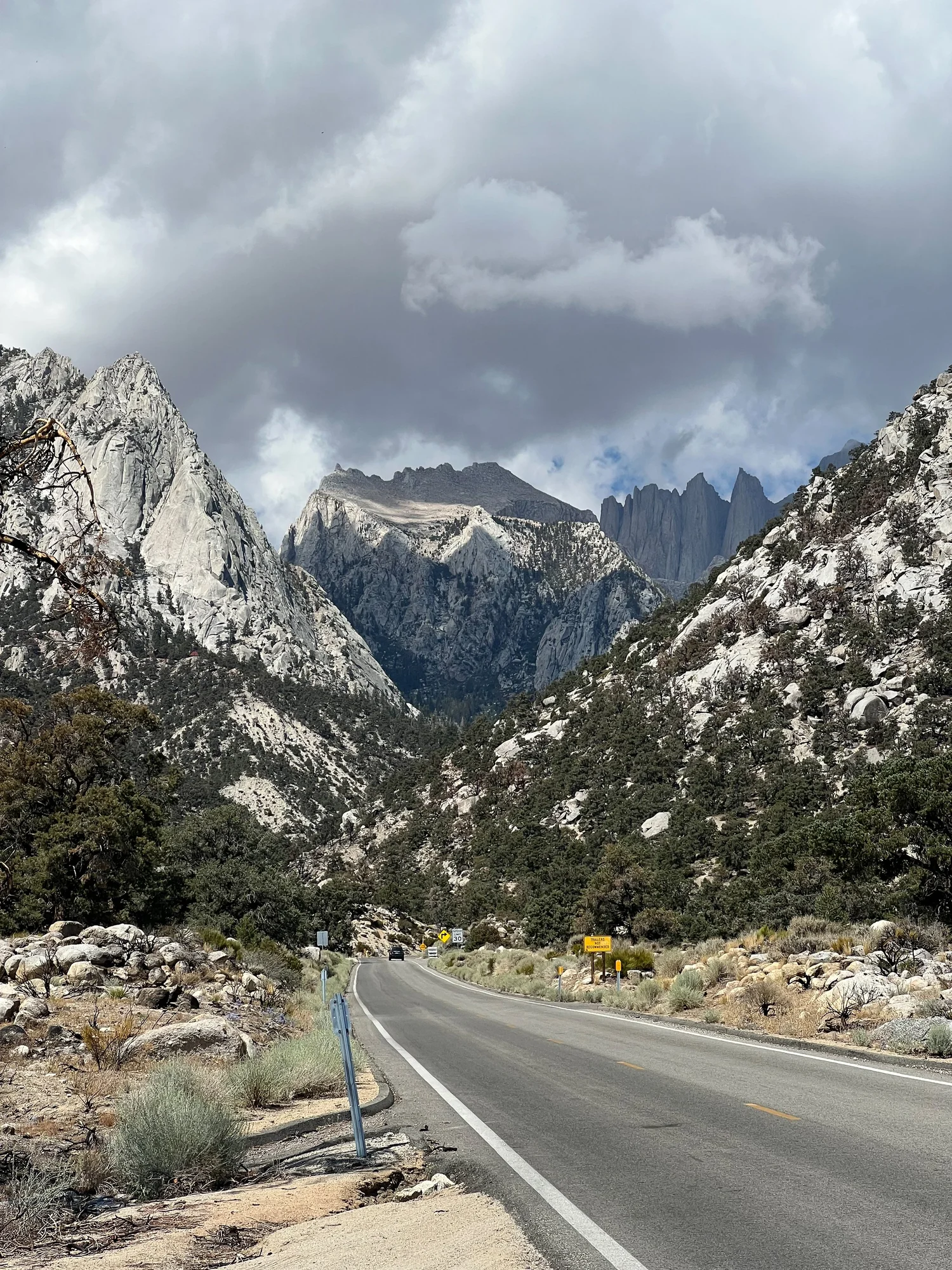 The Ultimate Guide to Exploring California's Highway 395 — Pacific ...