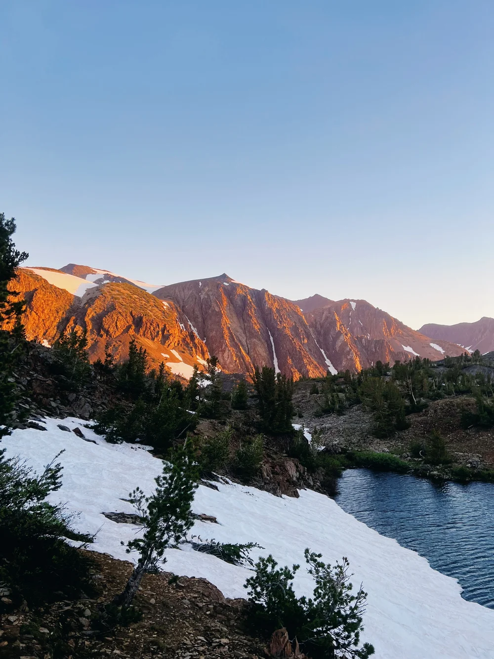 A Guide to Exploring California’s Saddlebag Lake Loop — Pacific ...