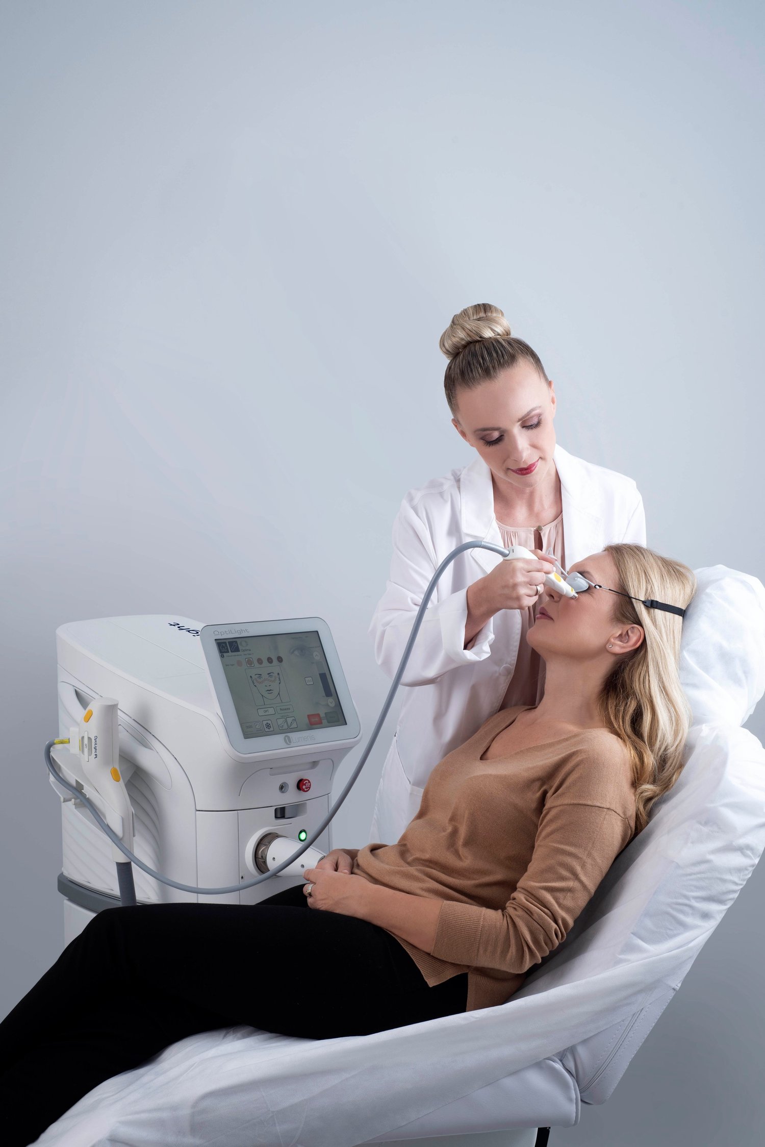 Lumenis OptiLight IPL Treatment - Game Changer for Dry Eye Treatment