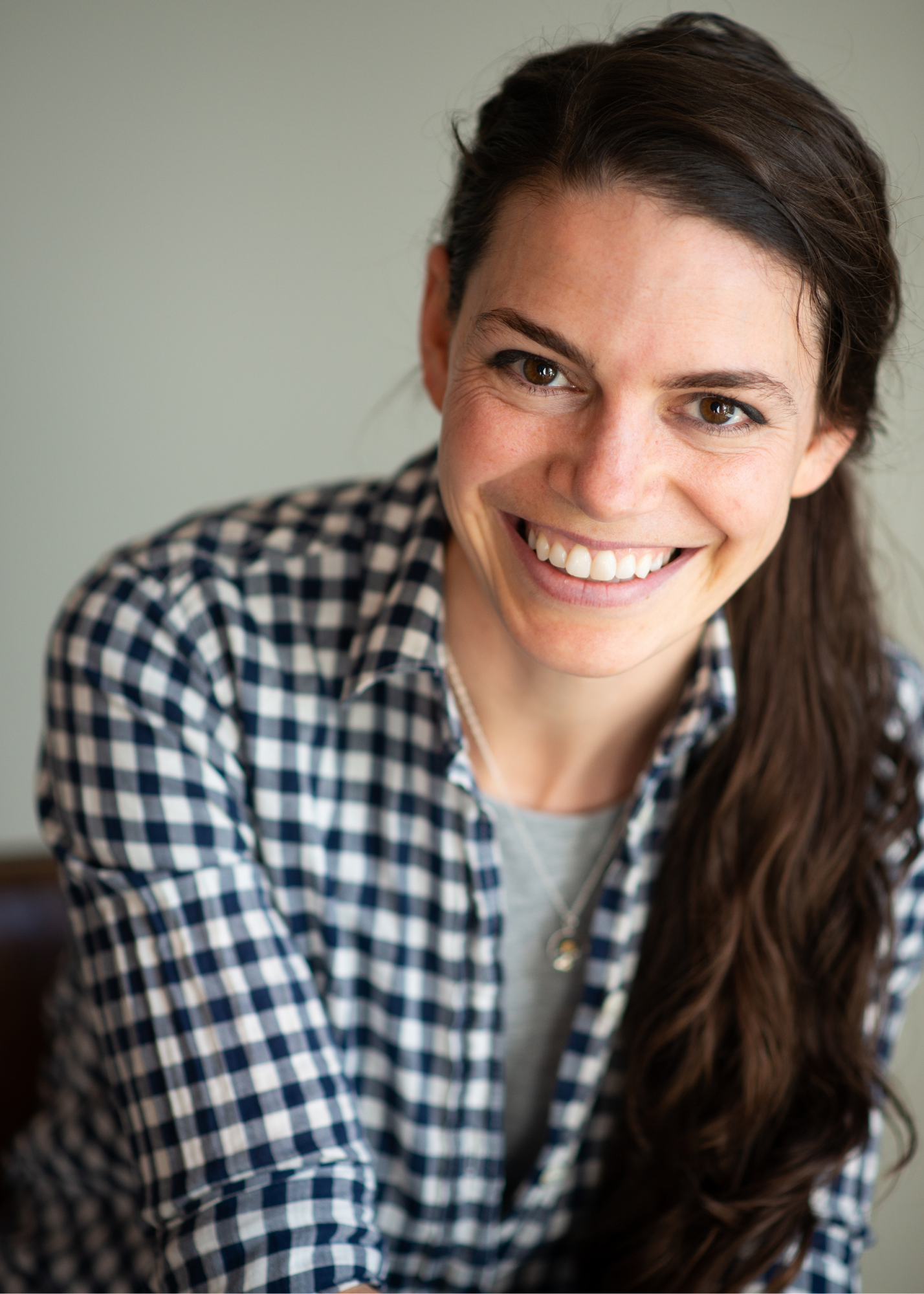 About — Laura Farr Creates